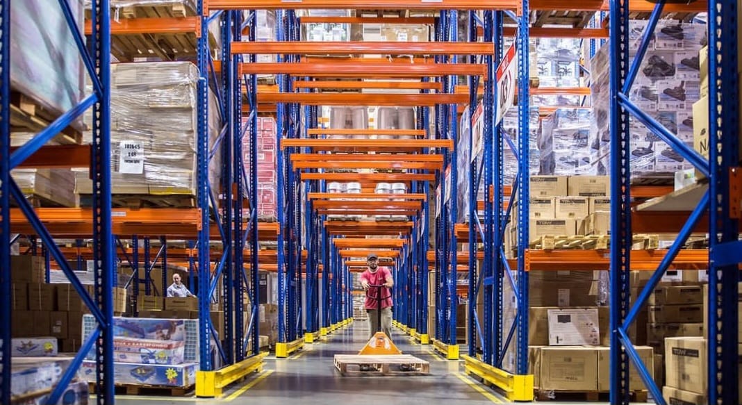 VSM Racks - Venta, Servicio y Montaje de Racks.